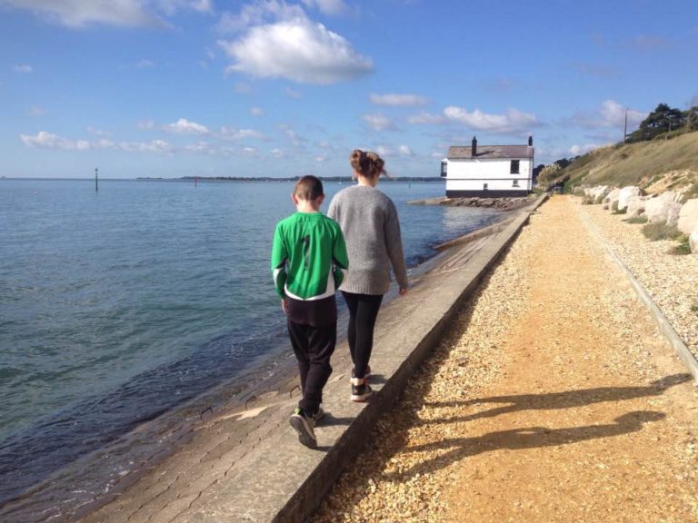 A family walk around Lepe Loop, Hampshire - A family day out
